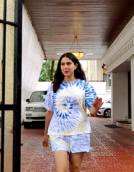 In Pics: Sara Ali Khan, Vidya Balan, Nupur Sanon spotted in Mumbai