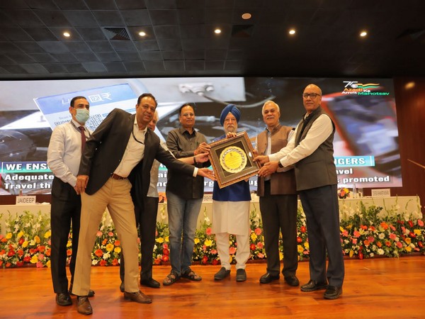 DMRC bags 'Metro Rail with Best Passenger Services and Satisfaction' award