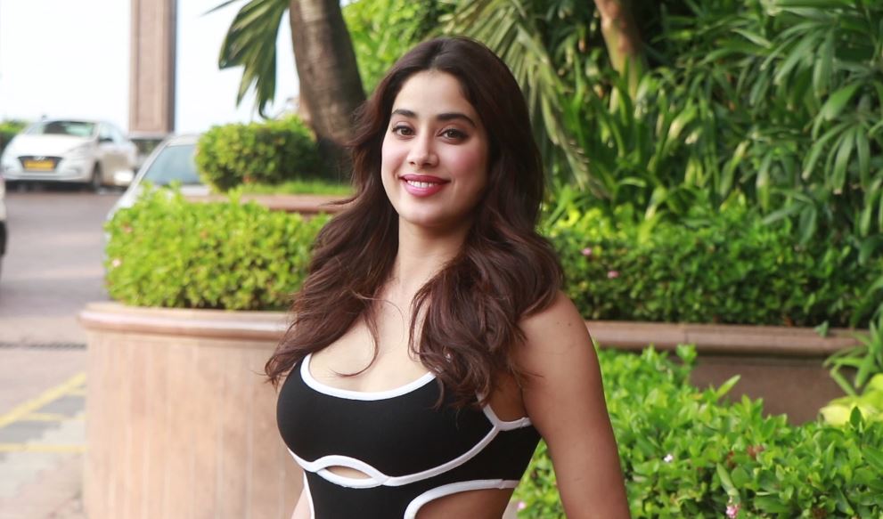Janhvi Kapoor begins promotions of her next survival thriller ‘Mili’