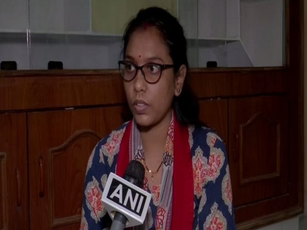 Woman approaches SC for getting financial help from PM Cares fund to ...