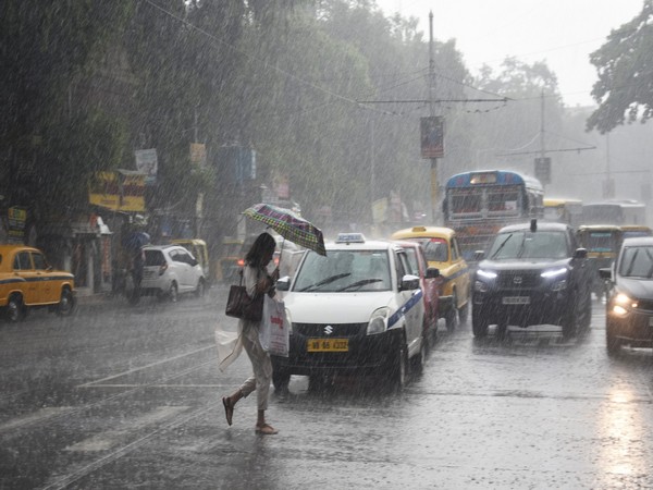 IMD predicts heavy rainfall in Kerala; red alert for 3 districts on May 19-20