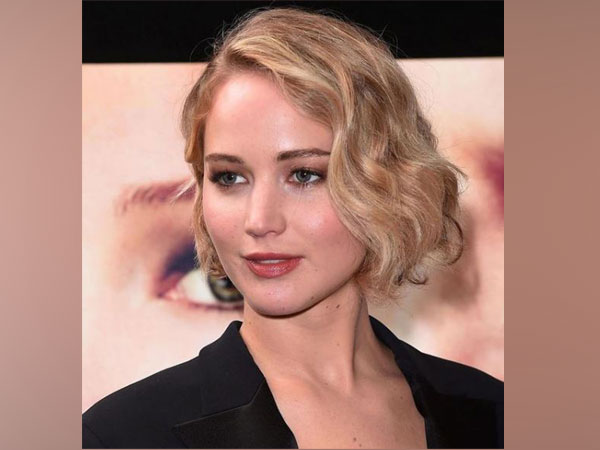 Jennifer Lawrence reveals that leaving home at '14' inspired her ...