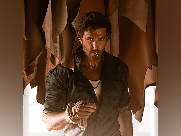 Hrithik Roshan expresses gratitude as fans shower love on 'Vikram Vedha ...