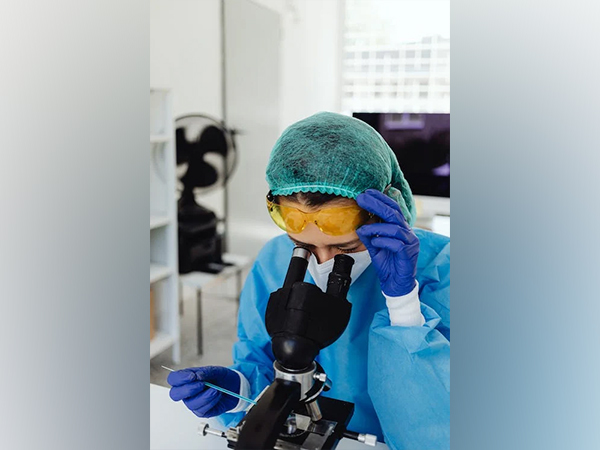 Researchers reveal how filaments form coiled shapes