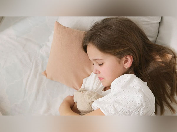Study suggests how setting a sleep schedule can help adolescents get ...