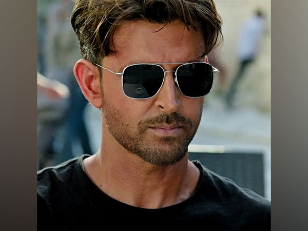 Hrithik Roshan's 'Fighter' takes off...