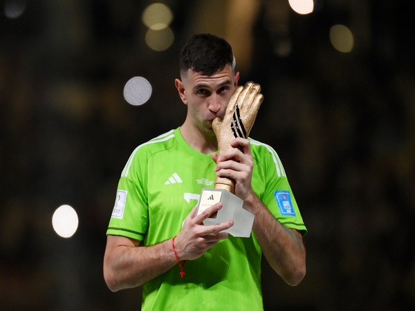 FIFA WC: Emiliano Martinez clinches Golden Glove for best goalkeeper