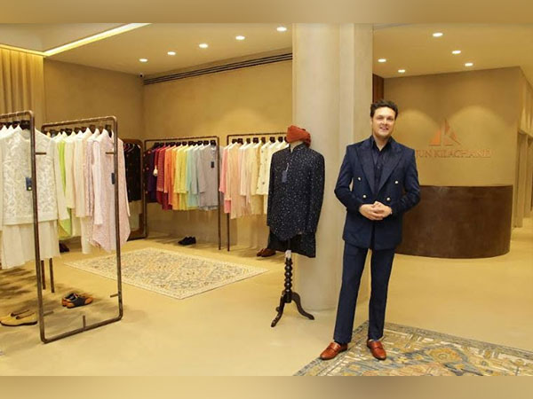 Arjun Kilachand opens a 2000 Sq. ft. Flagship Store at an Iconic Art ...