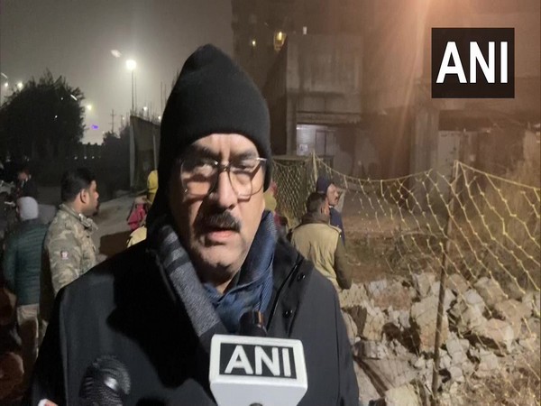 Leopard spotted in Greater Noida Society, rescue operation underway