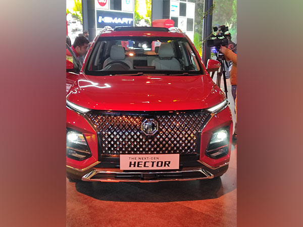 Auto Expo: MG Motor unveils next-gen Hector SUV in 5 variants, starting ...