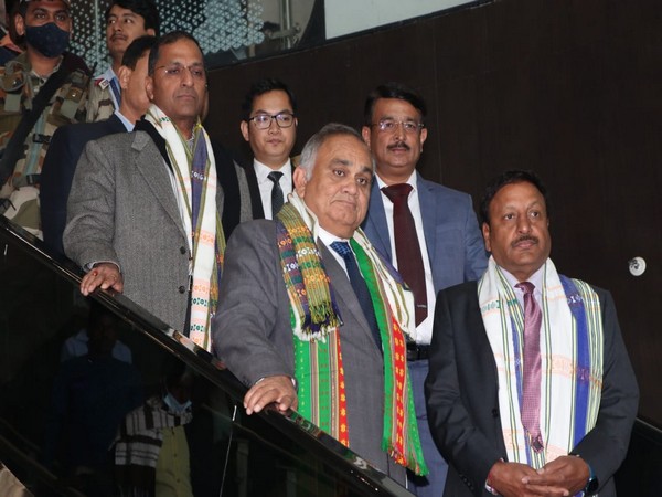 Election Commission team led by CEC Rajiv Kumar reaches Tripura to ...