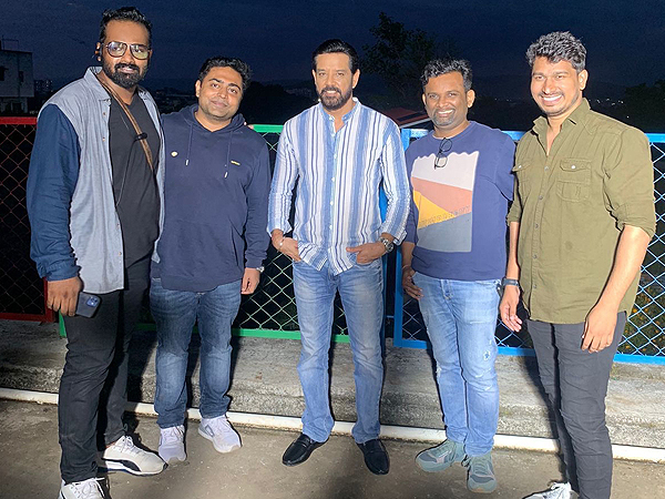 Life Inside Media associates with actor Anup Soni for the upcoming Ad ...