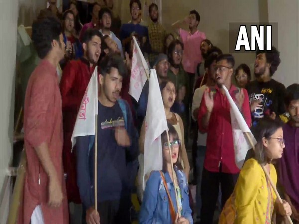 Despite 'power cut', BCC series screened at Presidency University ...