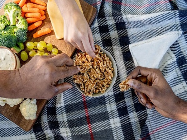 California Walnuts raises awareness of the power of omega-3 ALA in March