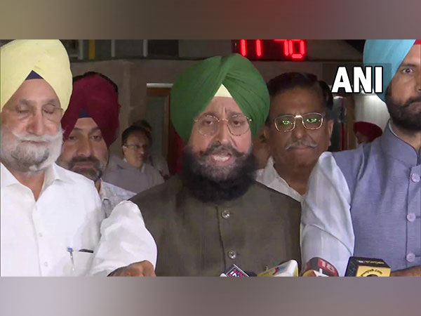 Punjab Assembly uproar: Congress MLAs stage walkout over Sidhu ...