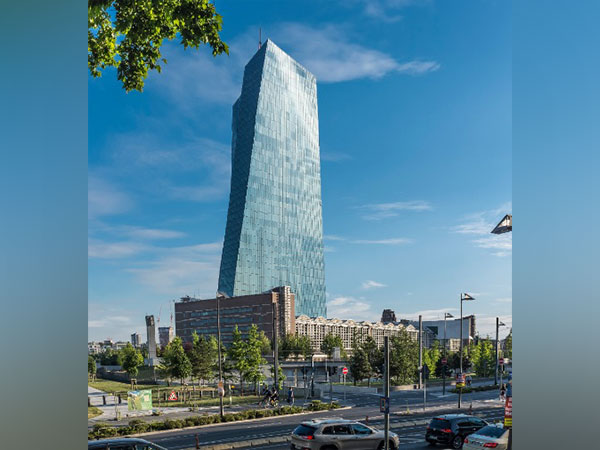 ECB hikes rates by 50 bps despite financial turmoil