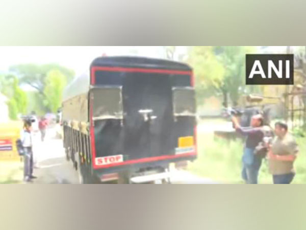 Prayagraj: Atiq Ahmed, Ashraf brought to CJM court amid tight security