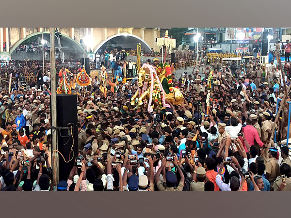 TN: Holiday declared in Madurai district on May 5 as part of Chithirai ...