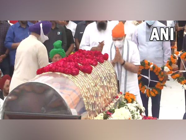 PM Modi pays last respect to former Punjab CM Parkash Singh Badal in Chandigarh
