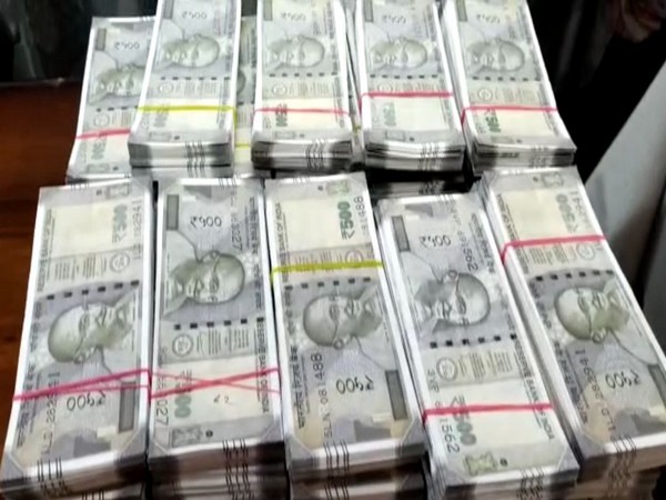 Fake currency notes worth over Rs 2 lakh seized in Assam, 1 held