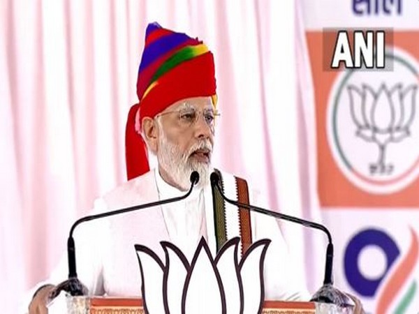PM Modi lashes out at Congress in Rajasthan rally, says nine years of ...