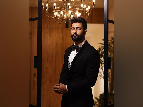 "Gudgudi ho rahi hai", says Vicky Kaushal as 'Zara Hatke Zara Bachke ...