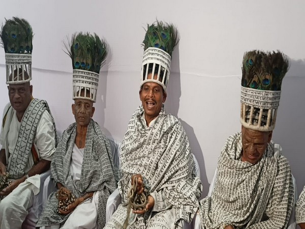 Chhattisgarh: Ramnamis draw eyeballs at Rashtriya Ramayan Mahotsav in ...