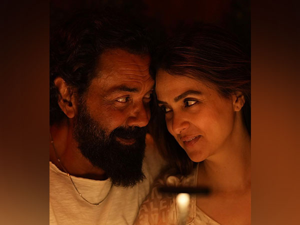 Check who turned photographer for Bobby Deol, wife Tania Deol