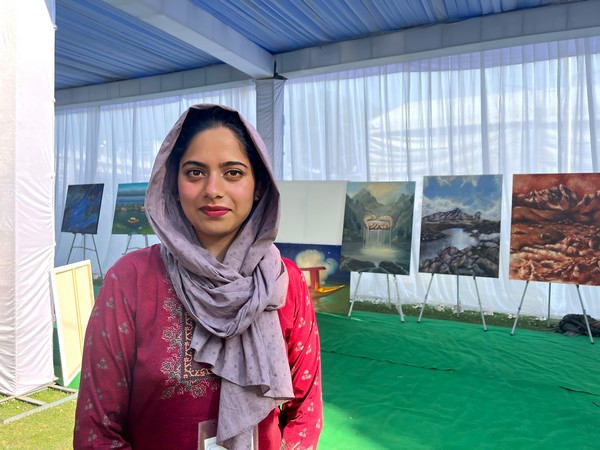 J-K: Meet Snober Jeelani Shah, Kashmir's young and talented artist
