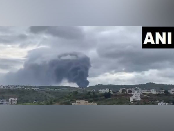 Maharashtra: Fire breaks out Pune godown, tenders at spot