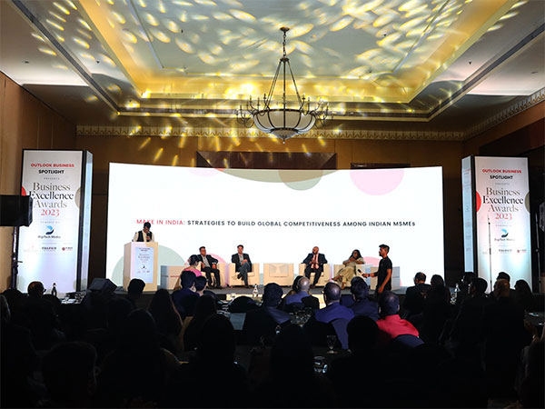 Digitech Media Shines a Light on Industry Leaders at the Outlook ...