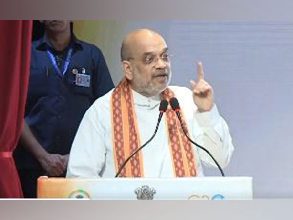 Amit Shah launches ‘CRCS-Sahara Refund Portal’, 1.7 cr depositors will ...