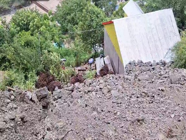 Landslide in Maharashtra's Raigad, 22 people rescued, many feared trapped
