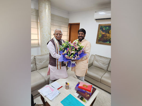 Sirsa MLA Gopal Kanda met Haryana CM at Haryana Bhawan in Delhi