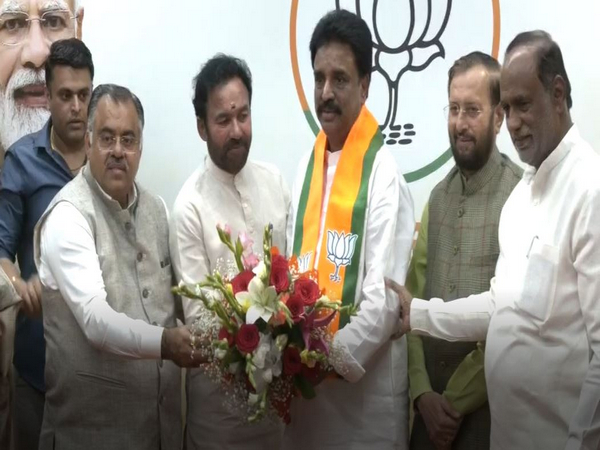 Three Congress leaders from Telangana join BJP