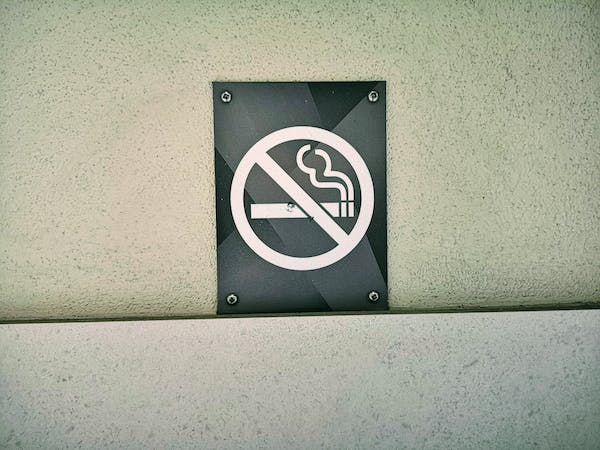 40 pc countries now have completely smoke-free indoor public places ...