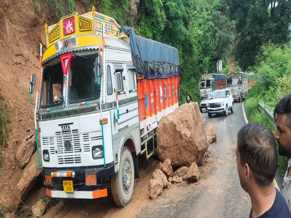 Himachal: Ghagus-Brampukhar road shut after landslide