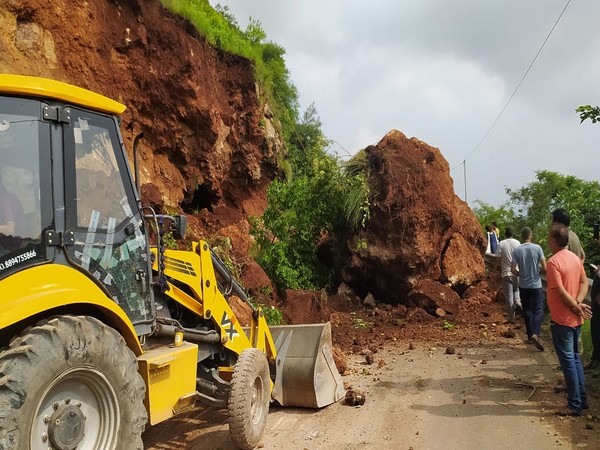 Himachal: National Highway 5 closed at Chakki Mod due to landslide near ...