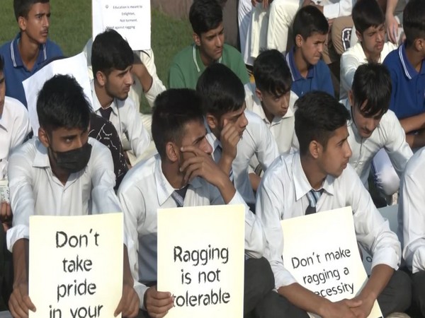 J-K: Anti-ragging week kicks off in Srinagar with students' rally