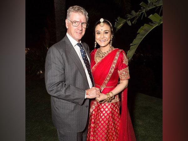 Preity Zinta mourns demise of her father-in-law, says, "Dear Jon, I ...