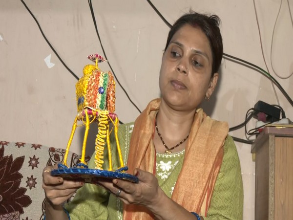 Sikki artist pays tribute to India’s Chandrayaan-3 in form of rakhi