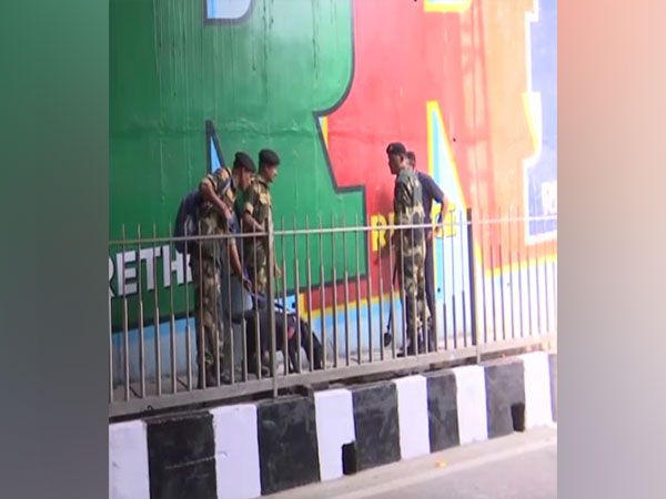 G20 Summit: Paramilitary Force deployed at Tilak Bridge Delhi