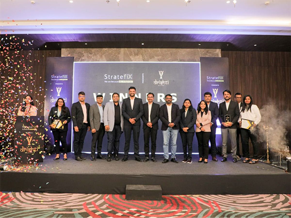 DRISHTI SME HR Awards by Stratefix Consulting in Surat: Stratefix ...