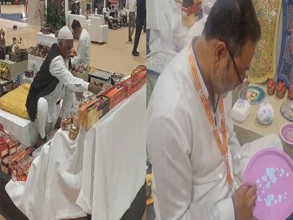 Lac bangles to Papier Mache: Traditional artists showcase India’s art ...