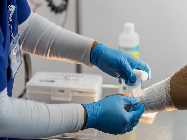 Frontline Heroes Office praises efforts of first aid specialists on ...