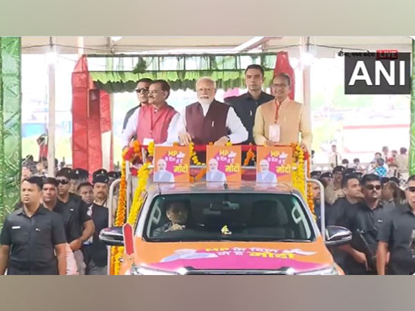 PM Modi reaches MP's Bina, to lay foundation stone of various projects ...