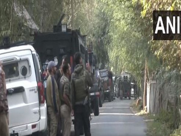 J-K: Encounter in Baramulla's Uri underway