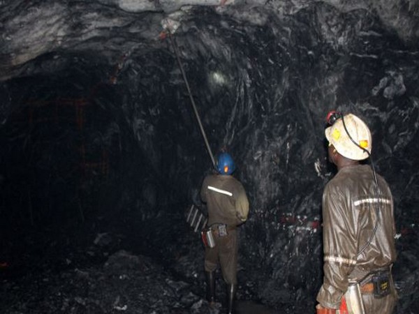 At least 10 killed in Zimbabwe gold mine collapse, search operation ...
