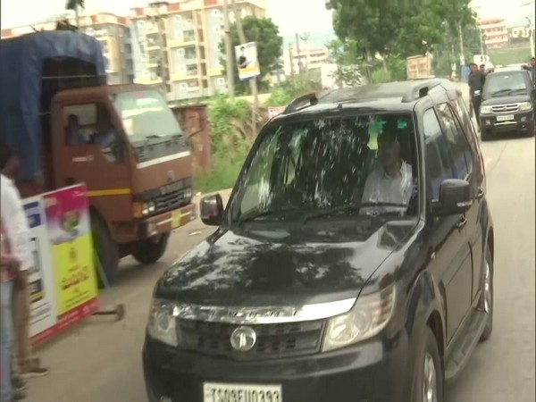 Nara Lokesh arrives at SIT office for second day interrogation on inner-ring road scam