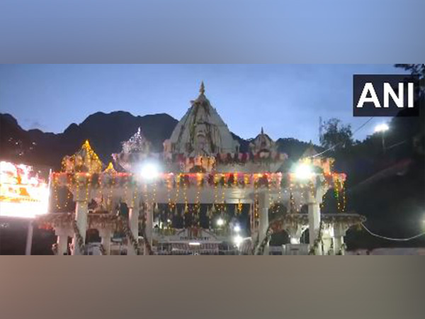 Shri Mata Vaishno Devi Bhawan gears up to welcome pilgrims on first day ...